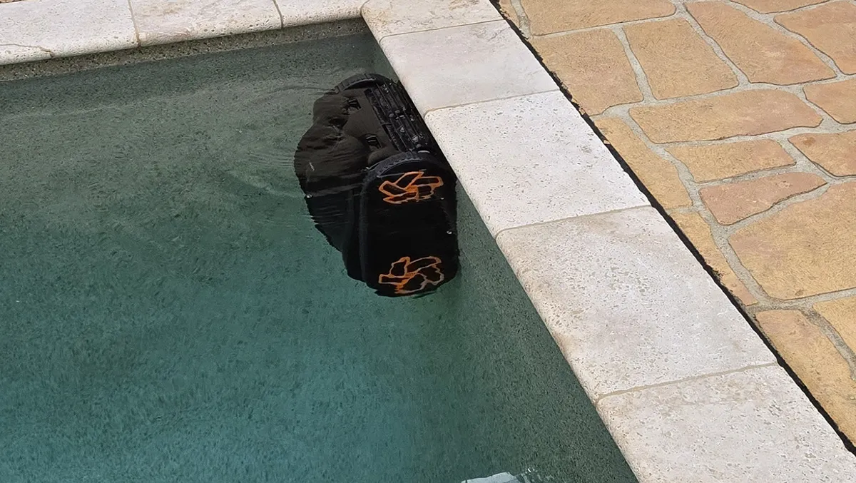 Hands: on review: iGarden Pool Cleaner K Series